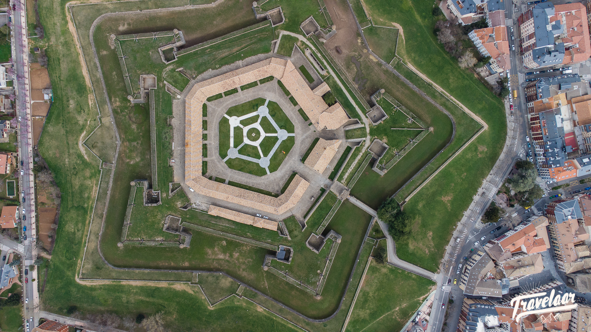 Jaca in Spanje: Bezienswaardigheden & tips - Door Spanje